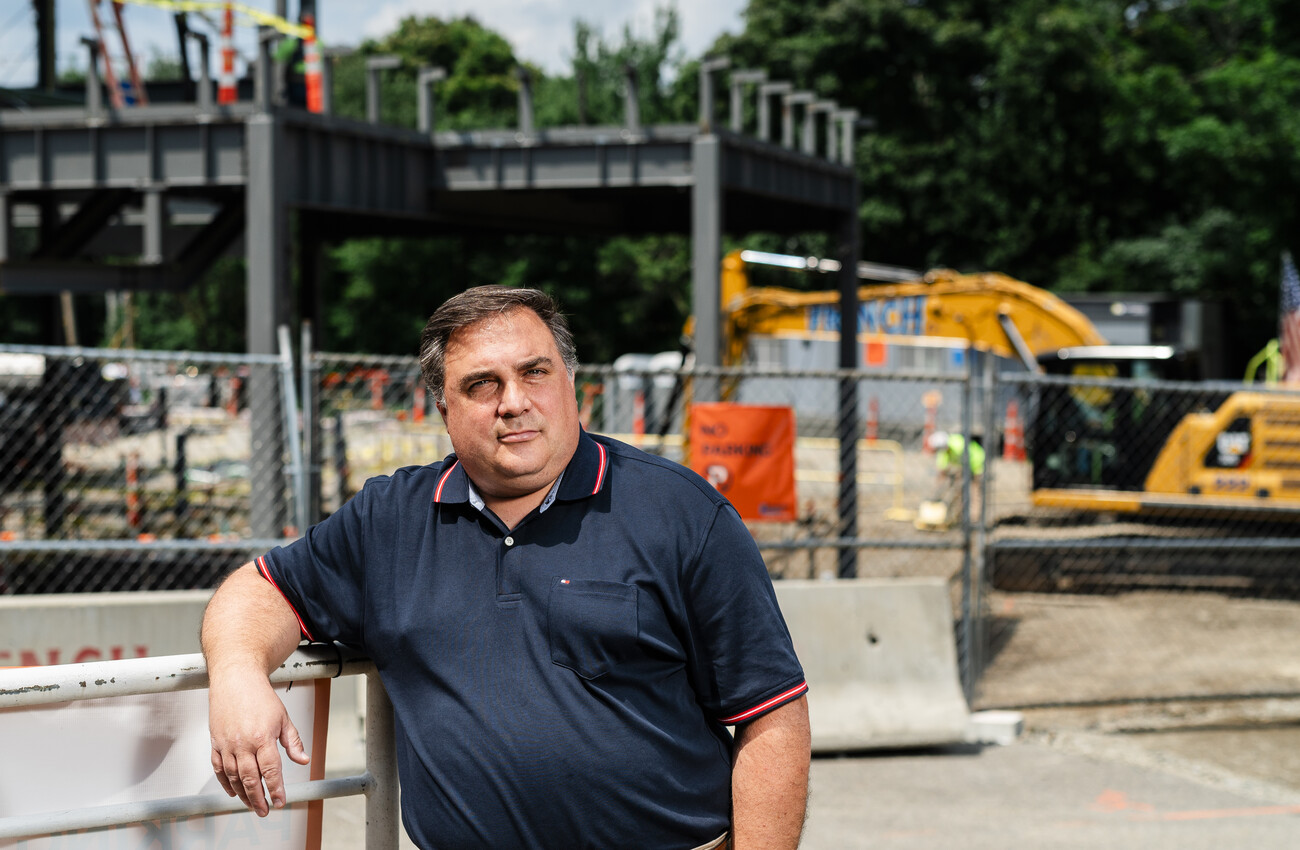 Scenna makes Lynnfield work - 01940 The Magazine